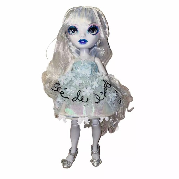 Toys | Rainbow High Shadow High Costume Ball Eliza Mcfee Mga 222 No ...